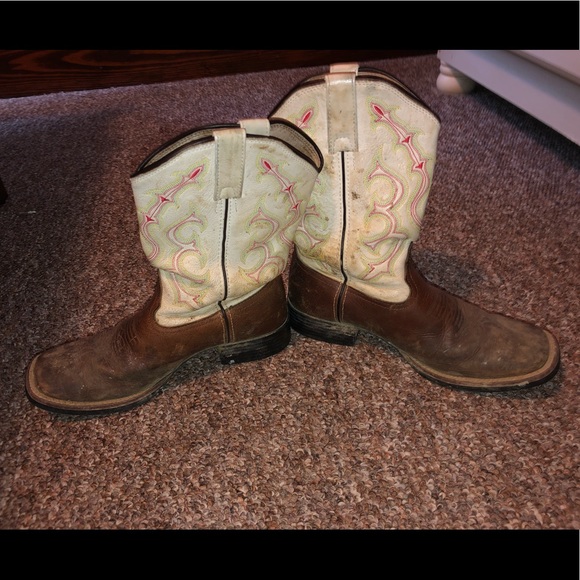 Tony Lama | Shoes | Womens Tony Lamas Square Toe Boots | Poshmark